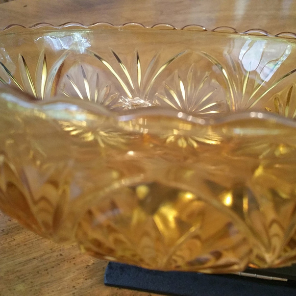 Vintage | Dining | Vintage Amber Pressed Glass Starburst Serving Bowl ...